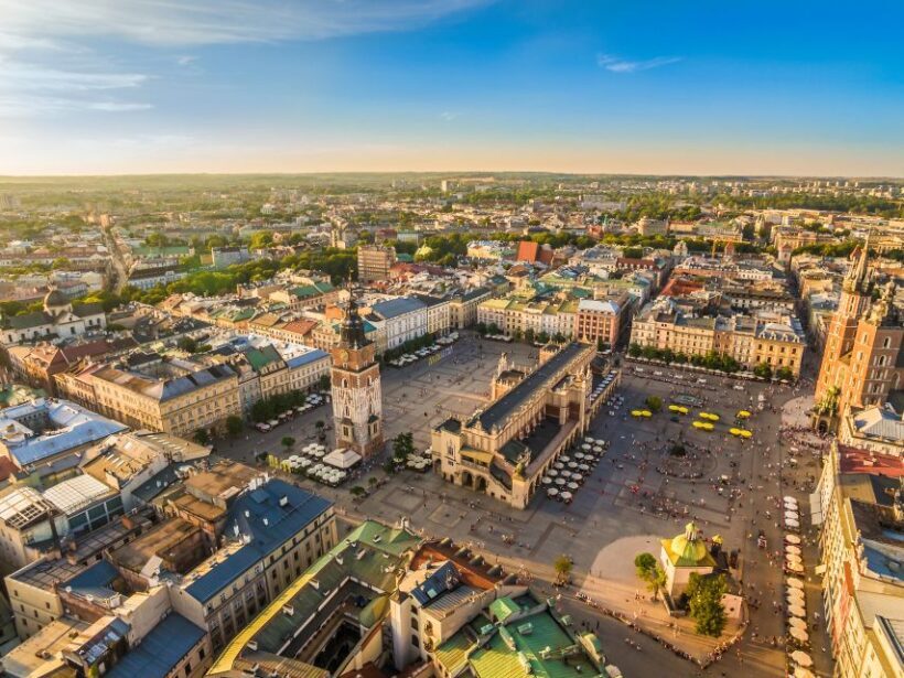Krakow: Old Town Audioguided walking Tour - What Travelers Are Saying