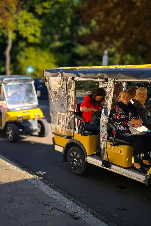 Krakow: Old Town by Golf Cart & Guided Tour of Wawel Castle - Discovering Old Town by Golf Cart: Why It Works