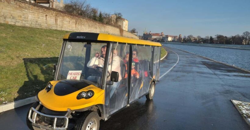 Krakow: Old Town by Golf Cart & Guided Tour of Wawel Castle - Exploring Krakows Old Town Highlights