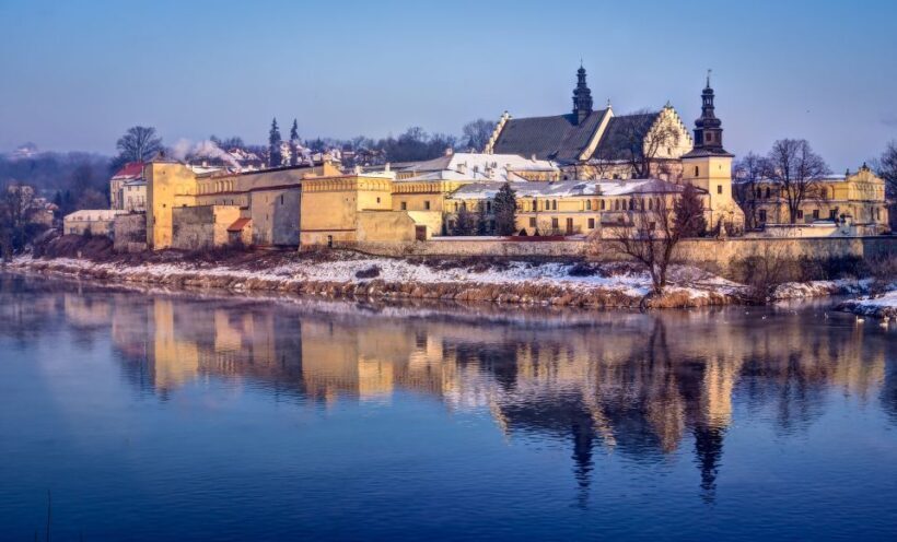 Krakow: Old Town Highlights Private Walking Tour - The Sum Up