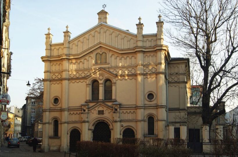 Krakow Old Town & Kazimierz Highlights Tour by Electric Car - Who Will Love This Tour?