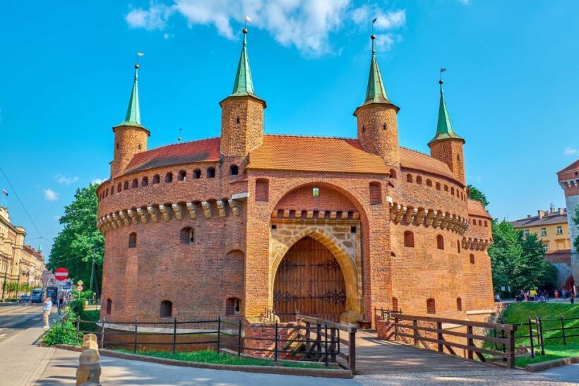 Krakow: Old Town Walking Tour - Authentic Experiences and what You’ll Love
