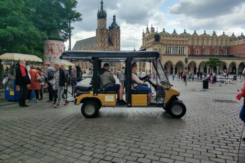 Krakow: Old Town, Wawel, and Underground Museum with Lunch - Transport, Timing, and Group Dynamics