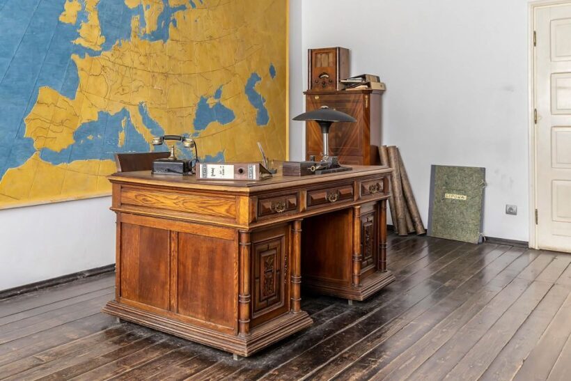 Krakow: Oskar Schindlers Factory Private 2 or 4-Hour Tour - The Sum Up