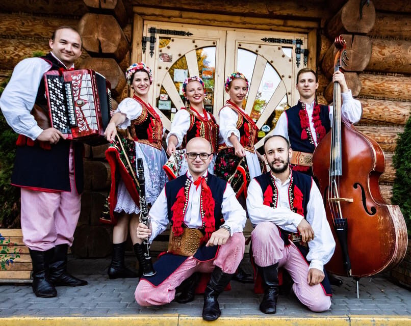 Krakow: Polish Folk Night with Dinner and Unlimited Drinks - The Itinerary: What You Can Expect