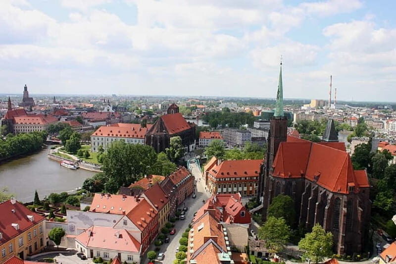 Krakow Private Day Trip to Wroclaw with Transport and Guide - The Value of the Tour: Price and Experience
