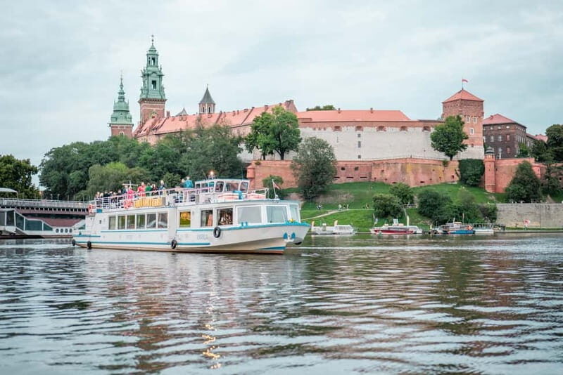 Krakow: Private Evening Boat Tour - Itinerary Breakdown: What Makes Each Stop Special