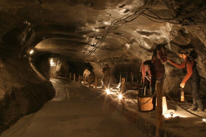 Krakow: River Cruise and Wieliczka Salt Mine Group Tour - FAQ