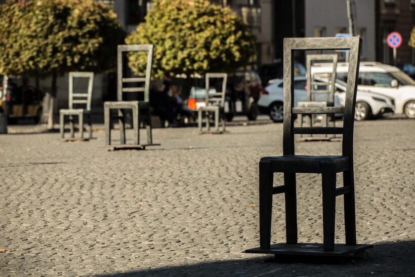 Krakow: Schindler's Factory, Former Ghetto & Salt Mine Tour - The Practicalities