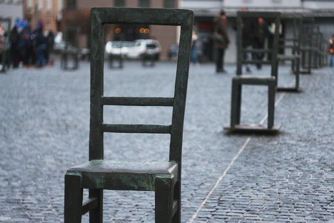 Krakow: Schindlers Factory & Ghetto & Plaszow Camp Guided Tour - Guide and Tour Experience