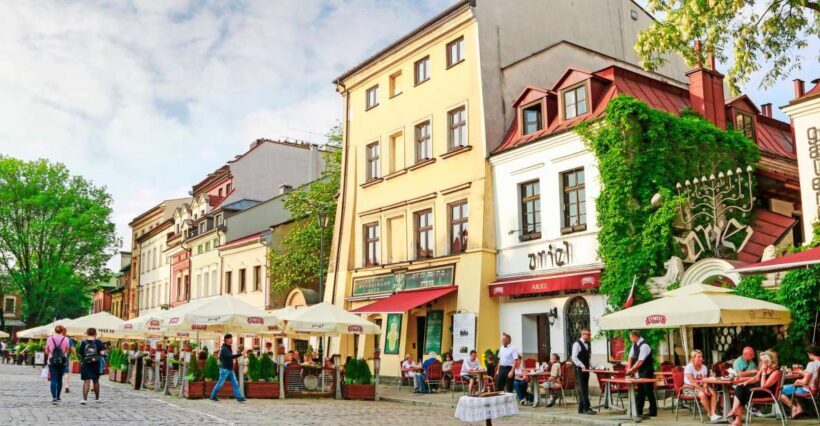 Krakow: Schindler's Factory & Kazimierz Jewish Quarter Tour - Who Should Take This Tour?