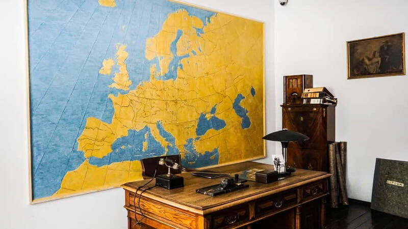 Krakow: Schindler's Factory Tour and Entrance Ticket - Who Should Take This Tour?