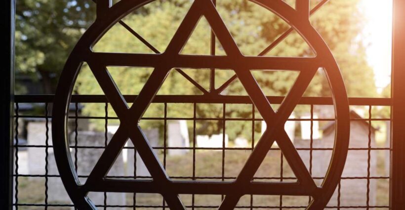 Krakow: Skip-the-line Oskar Schindlers Museum Private Tour - A Deep Dive into the Tour Experience