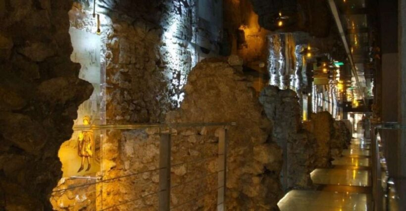 Krakow: Skip the Line Underground Museum Private Guided Tour - Detailed Review: Why This Tour Shines (and What to Watch For)