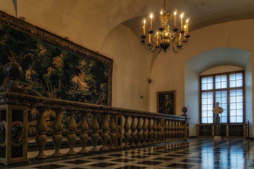 Krakow: Skip-the-Line Wawel Castle Royal Apartments Tour - FAQ
