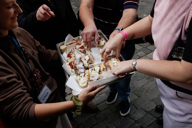 Krakow: Street Food Tasting Walking Tour - Key Points