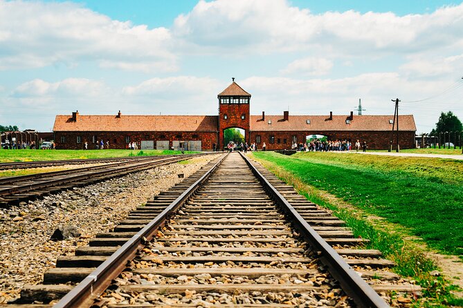 Krakow to Auschwitz-Birkenau Tour Review - Customer Feedback