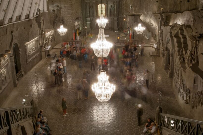 Krakow: Wieliczka Salt Mine Tour with Private Transfers - An Overview of the Wieliczka Salt Mine Experience