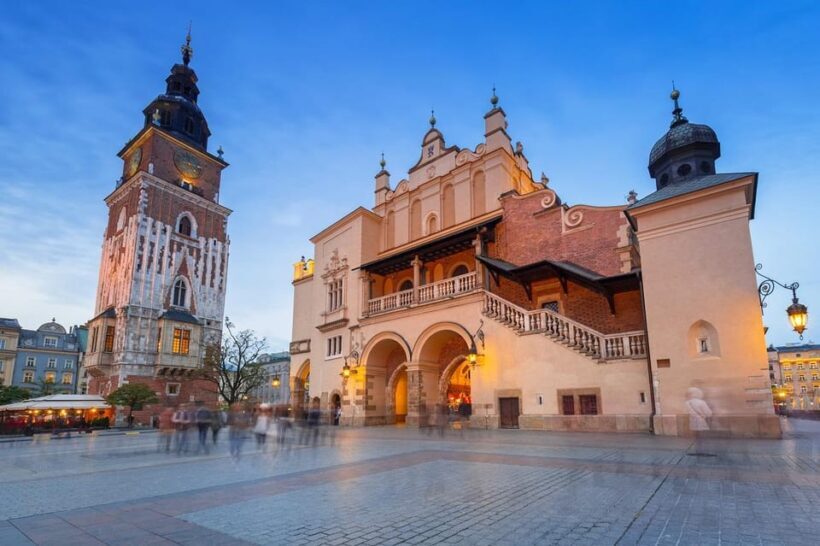 Krakow's Old Town, St. Mary's Basilica and Rynek Underground - A Detailed Look at the Tour