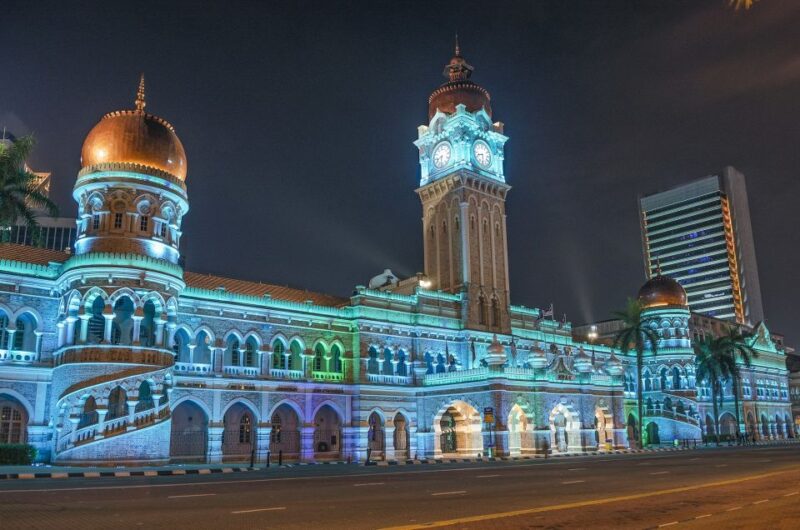 Kuala Lumpur: 4-Hour Authentic Local Markets & Event Tour - Who Should Consider This Tour?