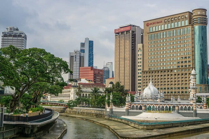 Kuala Lumpur City Tour Full Day Include Batu Caves - Who Should Consider This Tour?