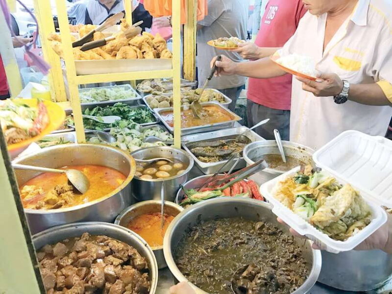 Kuala Lumpur: Evening Food Tour by Bike - What Makes the Tour Stand Out