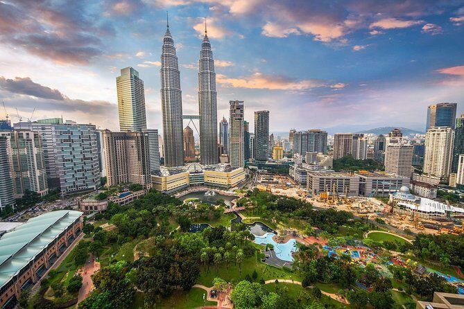 Kuala Lumpur Famous Landmarks Tour with Professional Tour Guide - Why This Tour Works Well