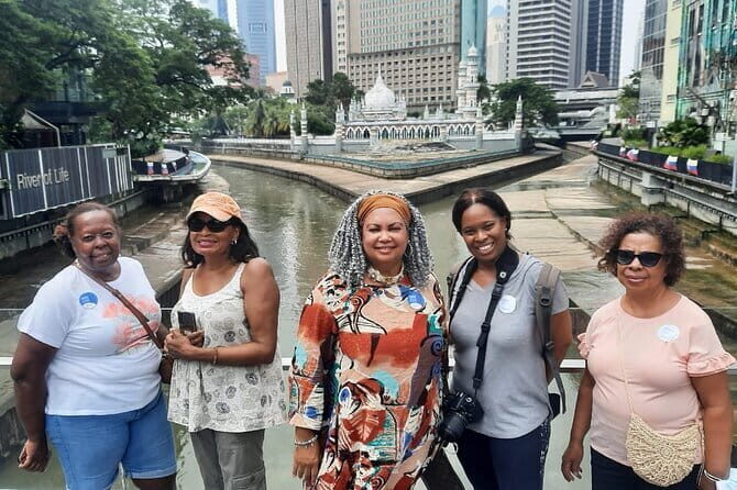 Kuala Lumpur Include Twin Tower Tickets Cruise Excursion Tour From Port Klang - Who Would Love This Tour?