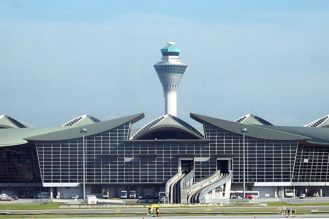 Kuala Lumpur International Airport Transfers - Why Choose a Private Airport Transfer?