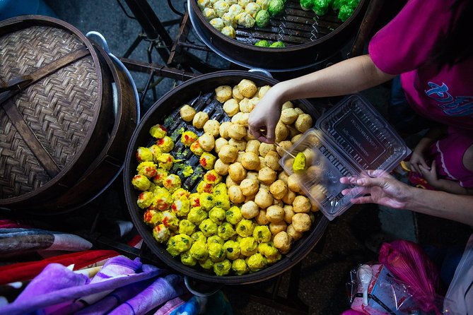 Kuala Lumpur Local Street Food Private Walking Tour by Night - The Experience of Guests