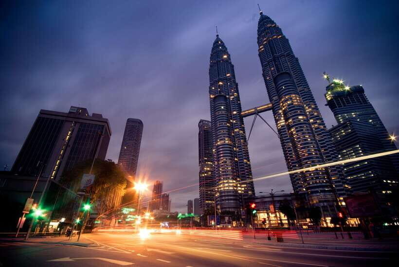 Kuala Lumpur: Private Walking Tour with a Local - What Does the Tour Include?