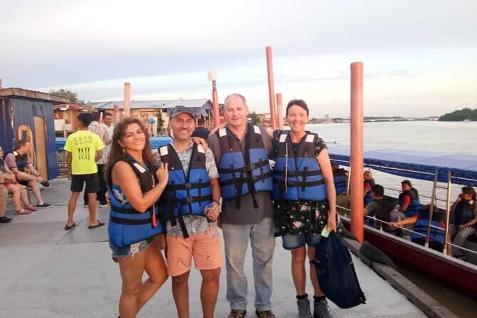 Kuala Selangor Fireflies Tour with Grand Royal Palace and Dinner - A Closer Look at the Tour