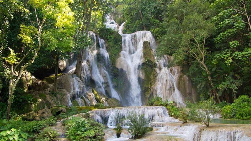 Kuang Si waterfall & Tree house - An Introduction to the Experience