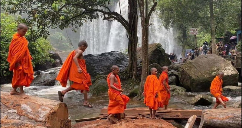 Kulen Waterfall Park with Small Groups & Guide tour - Key Points