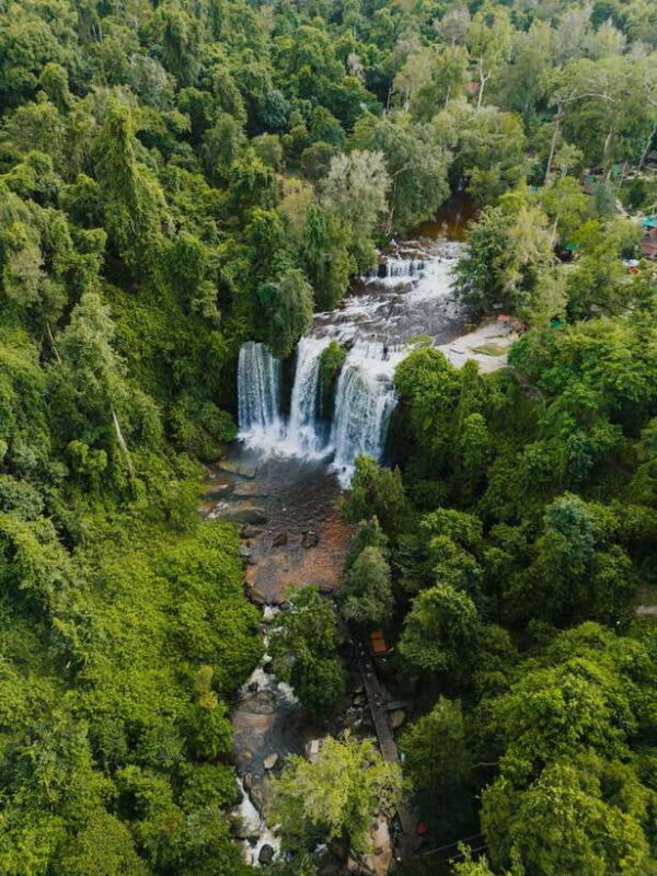 Kulen Waterfall: Rise and Shine with Cliff, Village w/ Guide - What Makes This Tour Stand Out?