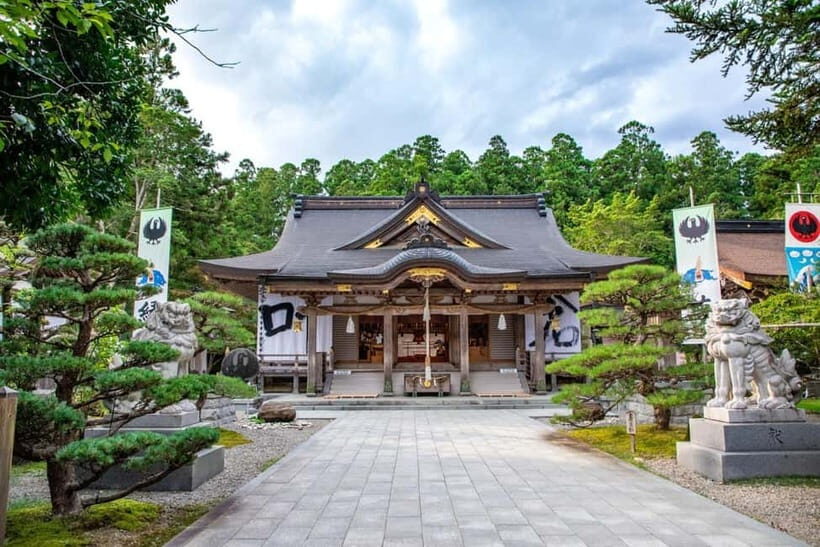 Kumano Kodo Hiking Day Tour from Osaka - Key Points