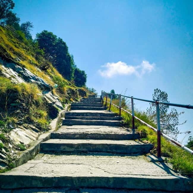 Kunjapuri Temple Sunrise Trek With Professional Guide - Introduction to the Experience