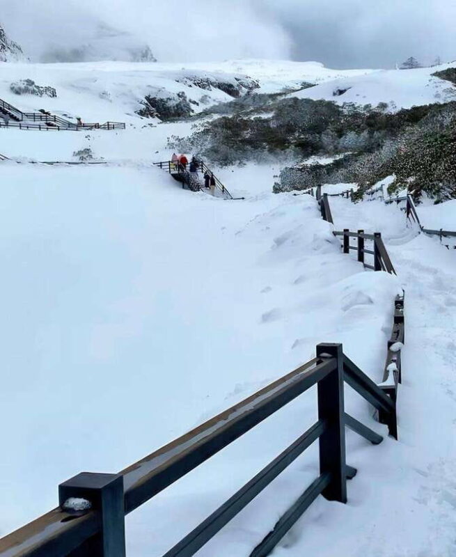 Kunming: Jiaozi Snow Mountain Overnight with Sunrise Hiking - Who Will Love This Tour?