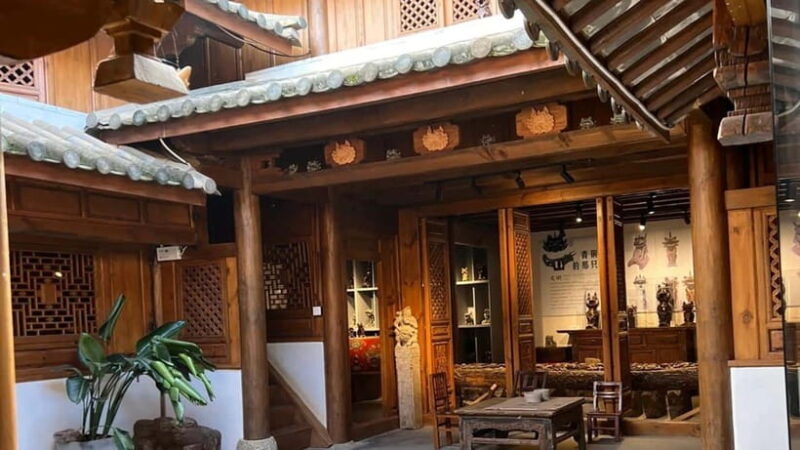 Kunming: Tile Cat Making Experience & Old Town/City Tour - The Art of Tile Cat Making