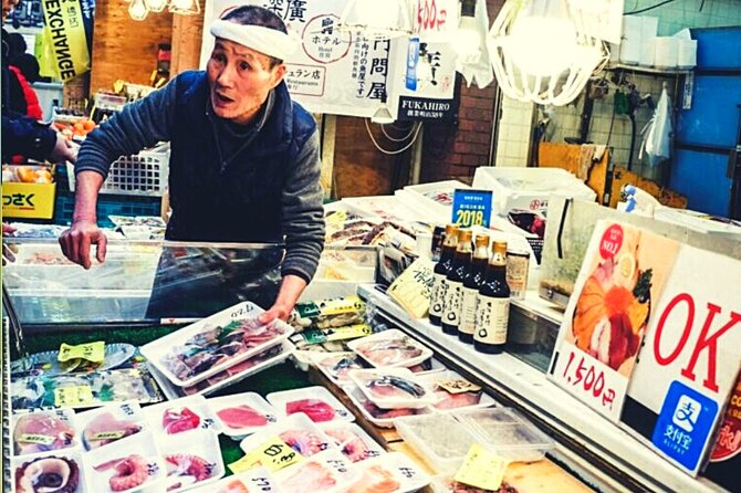 Kuromon Market Tour: All Inclusive 6~8 Dishes & 3~4 Samplings - Taking in Japanese Food Culture