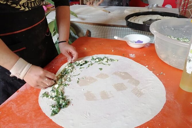 Kusadasi Selcuk Ephesus Gourmet and Street Food Tour - Breakfast and Gozleme Experience