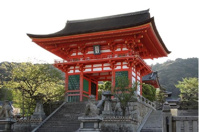Kyoto 1 Day Tour - Golden Pavilion and Kiyomizu Temple From Kyoto - Exploring Nijo Castle