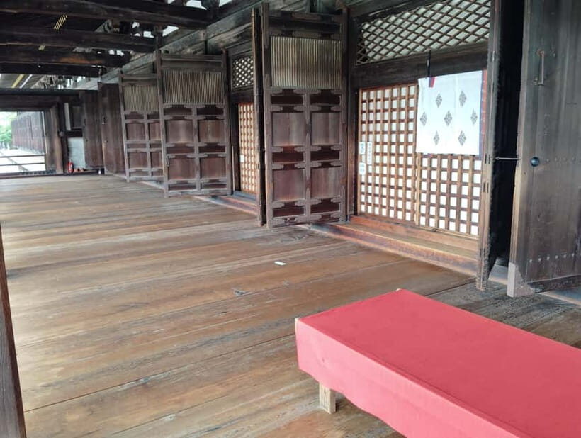 Kyoto: 1,001 Kannon Statues at Sanjsangen-d Temple - An In-Depth Look at the Sanjsangen-d Temple Tour