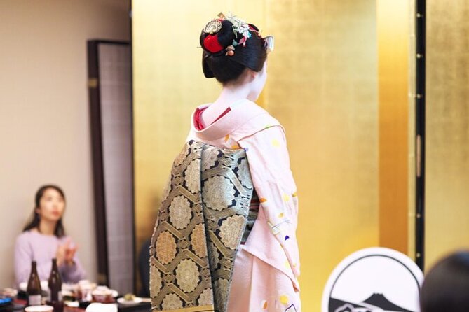Kyoto 4 Hr Gion Private Guided Tour & Maiko or Geisha Dinner - Accessibility and Additional Information