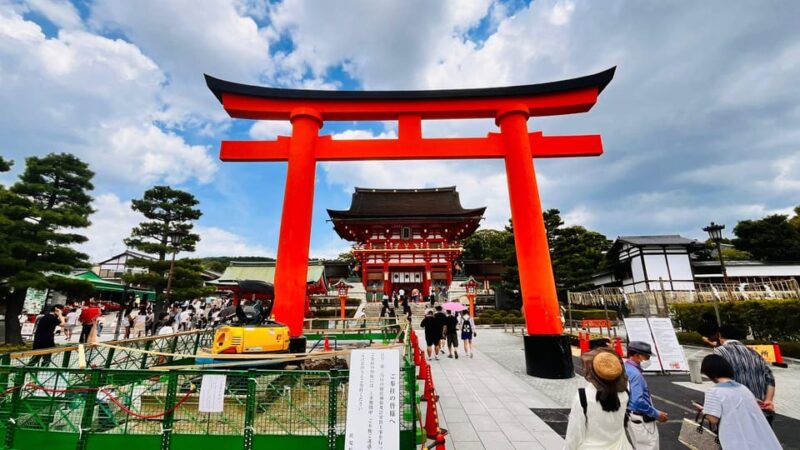 KYOTO AND NARA FULL DAY TOUR WITH PICK-UP & DROP-OFF - Vehicle and Facilities