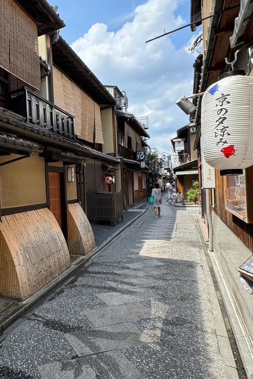 Kyoto: Delve Into the Culture of Geisha in Hanamachi, Gion - Pontocho Alley: A Journey Through Timeless Traditions
