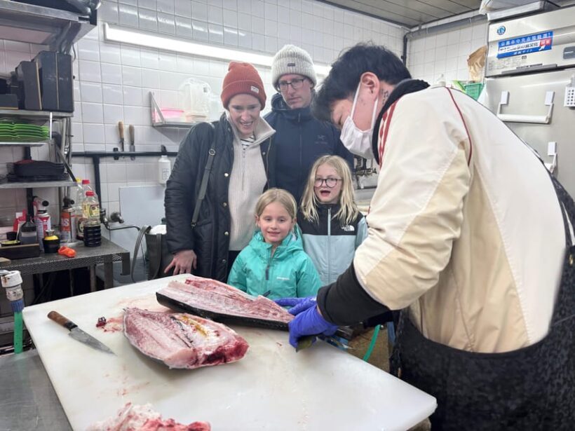 Kyoto: Enjoy Sushi & Market Tour! Best for Family & Couple! - Practical Tips for Participants