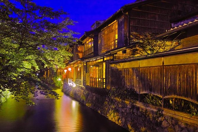 Kyoto Evening Gion Food Tour Including Kaiseki Dinner - Preparing for the Tour