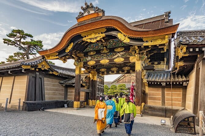Kyoto: Full-Day Guided Bus Tour to Top Highlights with Tickets - Key Points