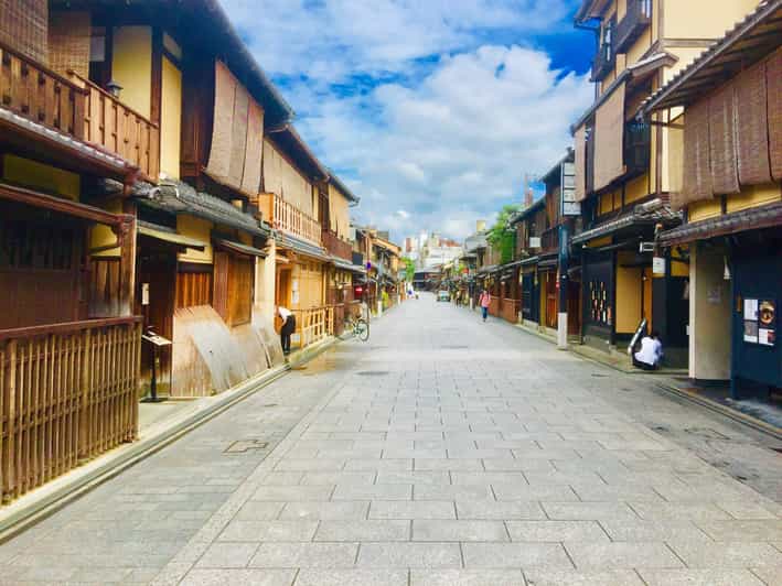 Kyoto: Full-Day Private Guided Tour - Nishiki Market